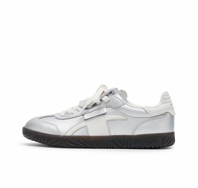 CHAMPION ESSENTIALS CHAMP T-TRAINER "METALLIC SILVER" – ETEFT AUTHENTIC